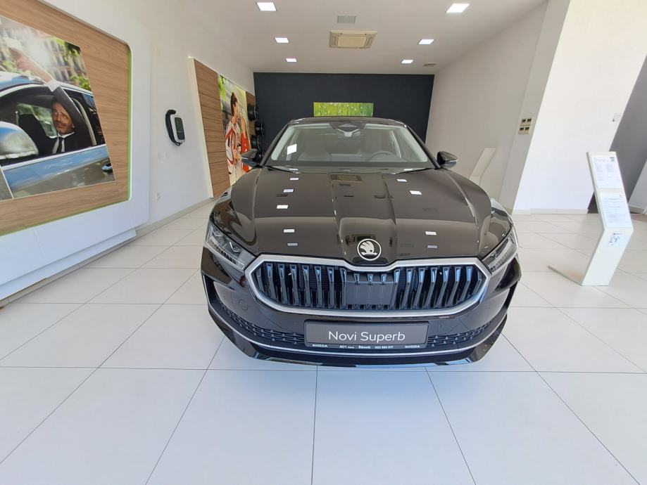 Škoda Superb Selection 2,0 TDI DSG, 2025 god.