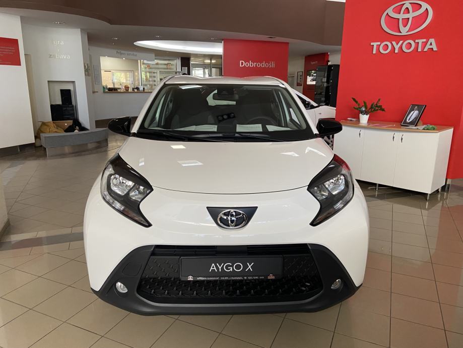 TOYOTA AYGO X ISPORUKA ODMAH, 1.0 VVT-I X-PLAY, NOVO, JAMSTVO 10 GOD ...