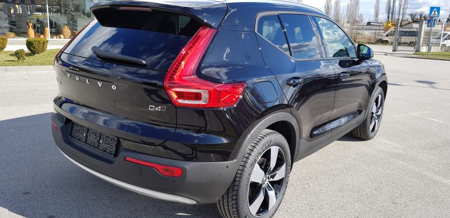 VOLVO XC40 D4 AWD-A FIRST EDITION, 2018 god.