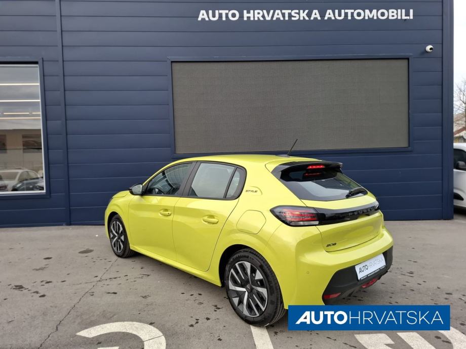NOVO VOZILO - PEUGEOT 208 BUSINESS Turbo 100, 18.492,30 €, 2026 god.