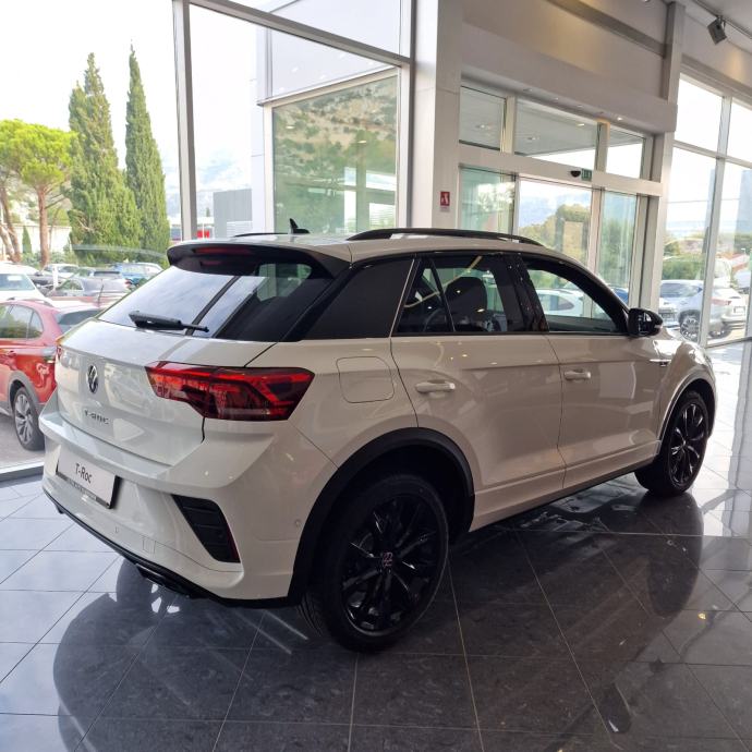 VW T-Roc 1,5 TSI EVO DSG R-Line, 2023 god.