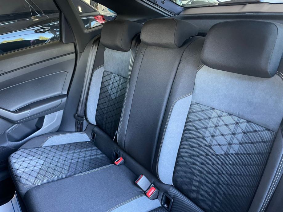 VW Taigo 1,0 TSI R-LINE PLUS, 2024 god.