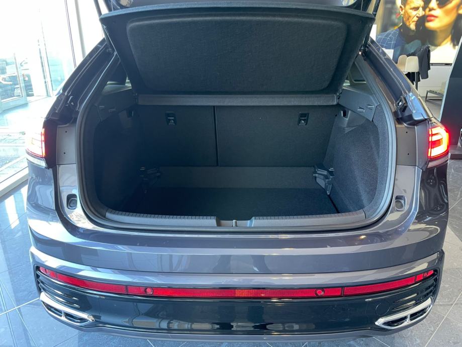 VW Taigo 1,0 TSI R-LINE PLUS, 2024 god.