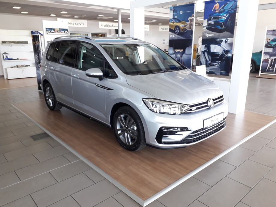 VW Touran 2.0 TDI DSG R-LINE, 2022 god.