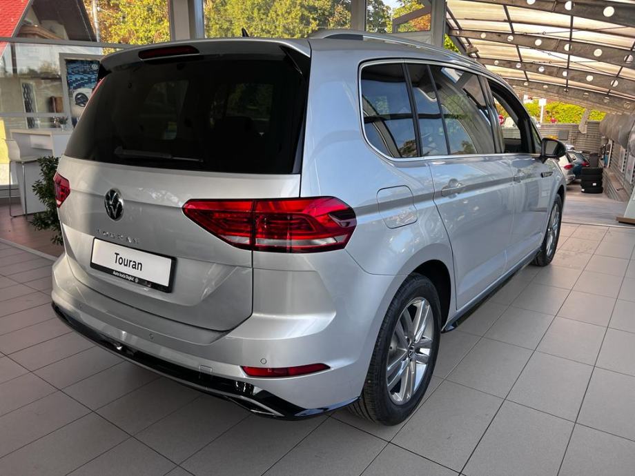 VW Touran R-line 2.0 TDI, 2023 god.