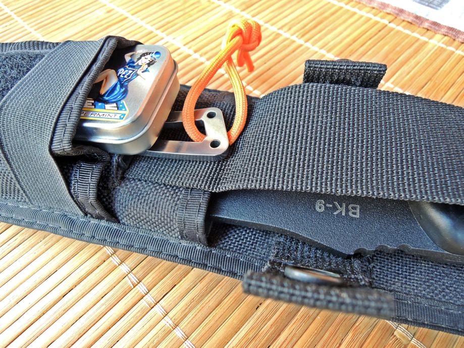 Ka-bar Becker BK9 + BK13 + Nitecore Tube V2