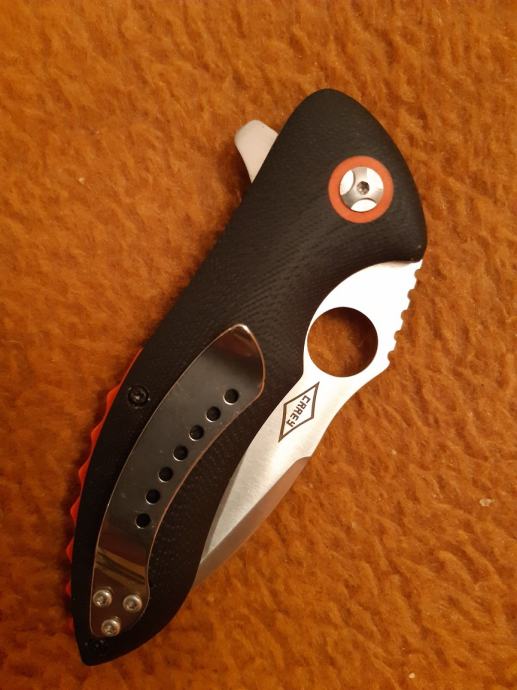 Nož preklopni Spyderco C187