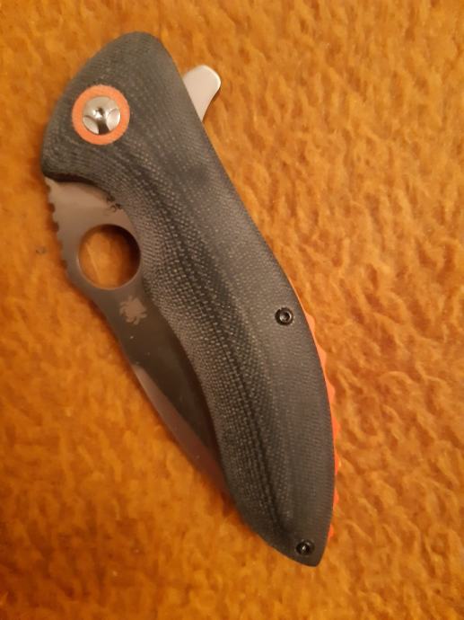 Nož preklopni Spyderco C187
