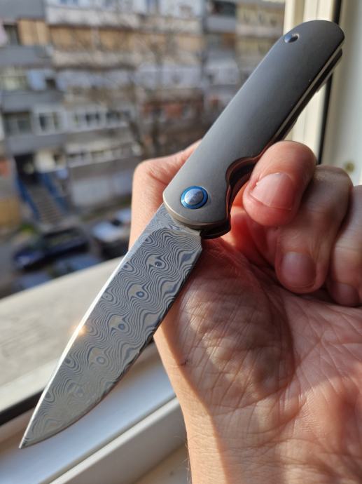 SMKE Gareth Bull Shamwari preklopni džepni damascus VG-10 nož