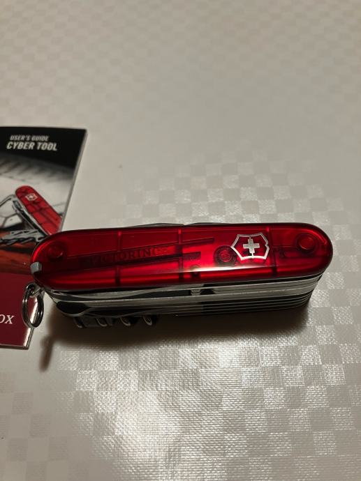 Victorinox CyberTool L