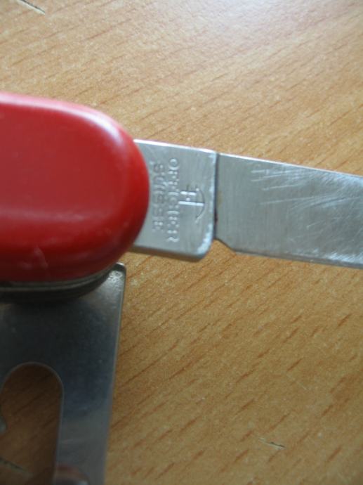 Victorinox SAK Camper džepni nož