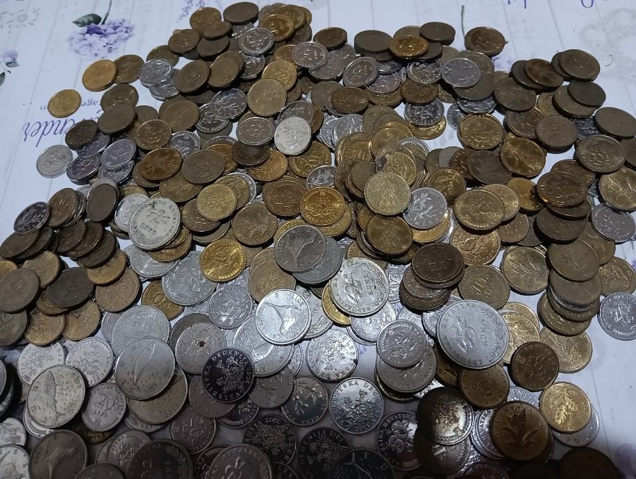 Mega lot od 495 kom kovanica Hr kuna