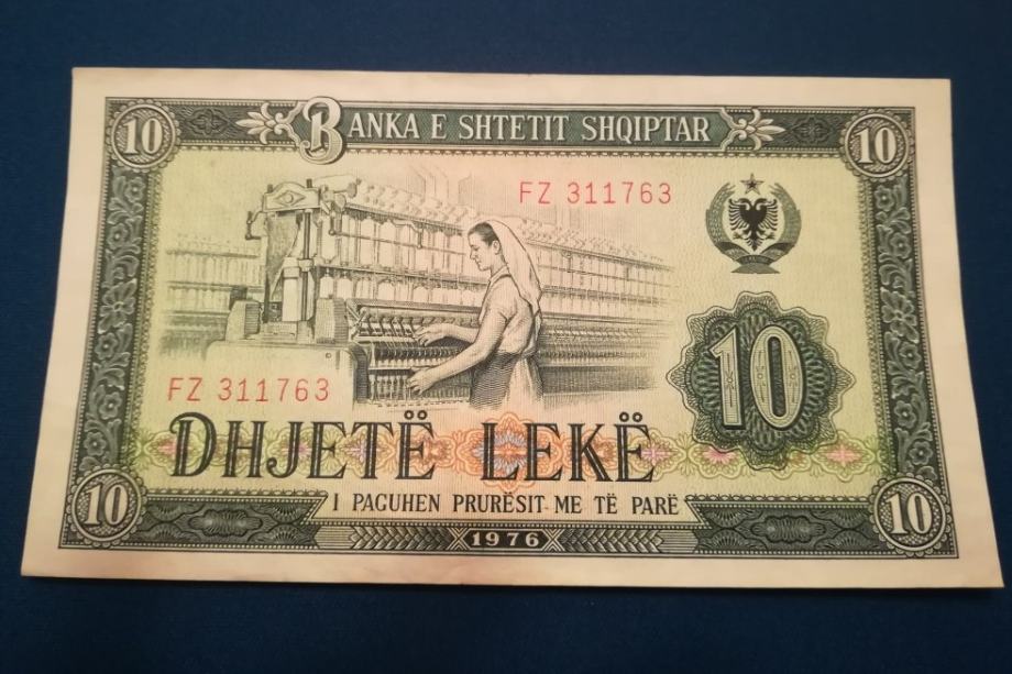 10 leke 1976