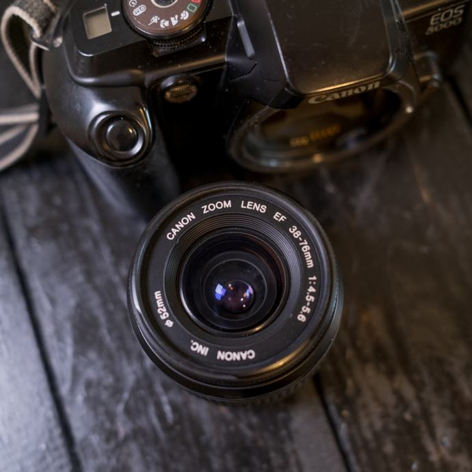 Canon EF 38-76mm + eos 5000