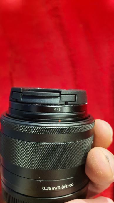 CANON EF-M 15-45MM F/3.5-6.3 IS STM sa sigma filterom i hood