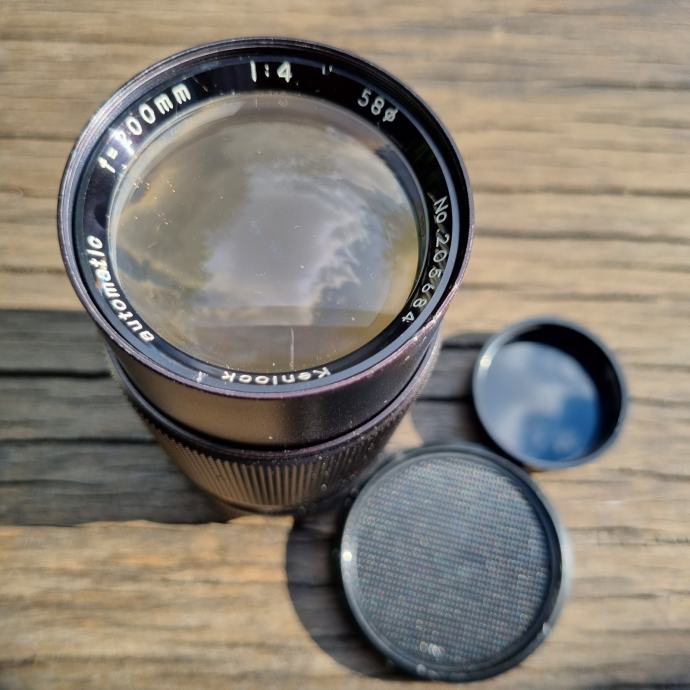 Kenlock automatic 200 mm f4, M42 navoj