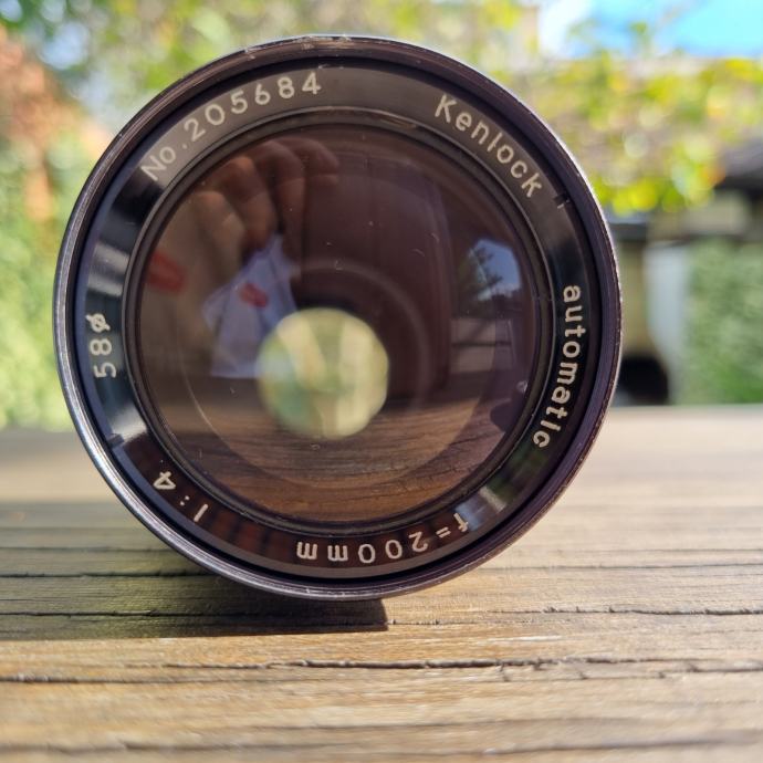 Kenlock automatic 200 mm f4, M42 navoj