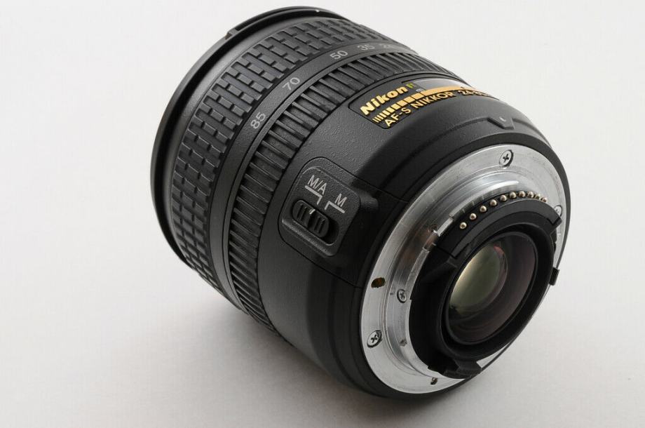 Nikon AF-S Nikkor 24-85 mm 3.5-4.5 G