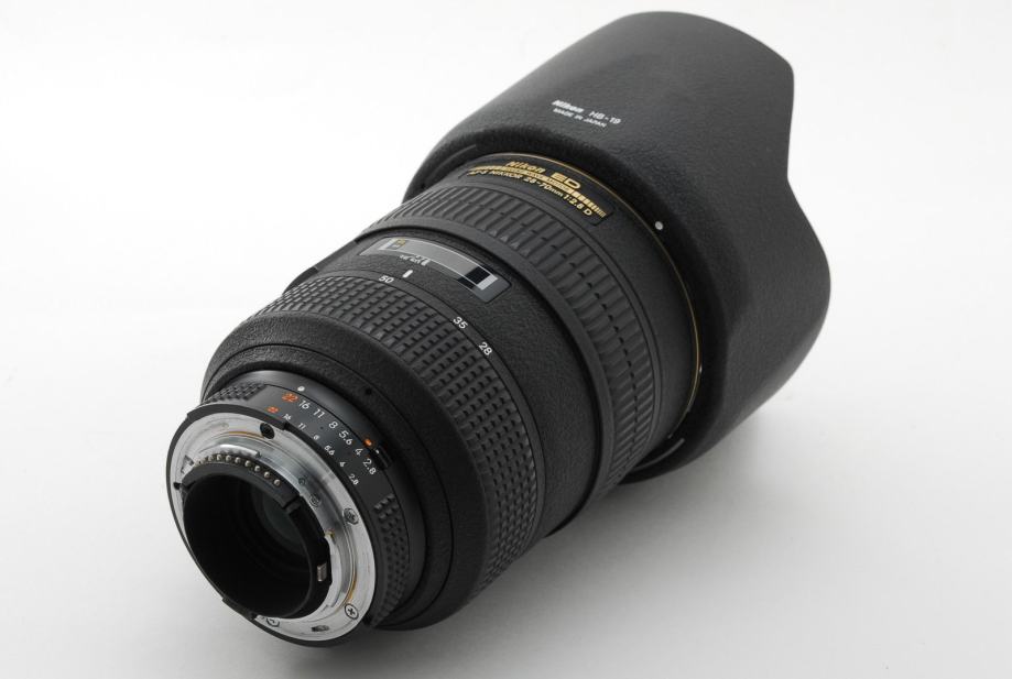 Nikon ED AF-S Nikkor 28-70 mm f/2.8 D ED AF-S
