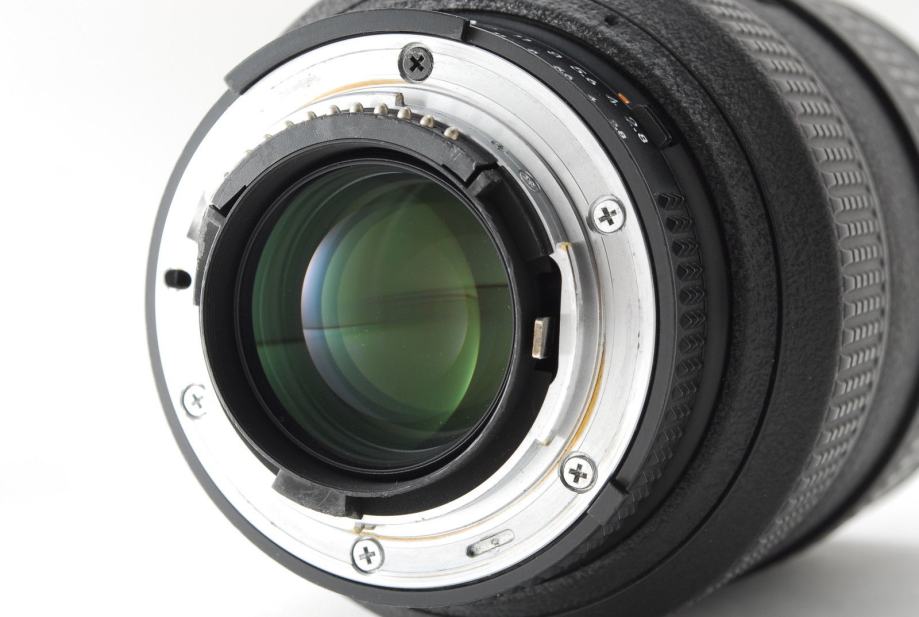 Nikon ED AF-S Nikkor 28-70 mm f/2.8 D ED AF-S