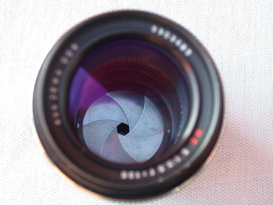 Objektiv MC 135mm S (Sonnar Carl Zeiss) aus Jena , M42 navoj