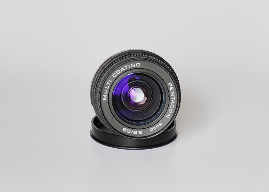 Pentacon 29mm f2.8 širokokutni objektiv u original kutiji