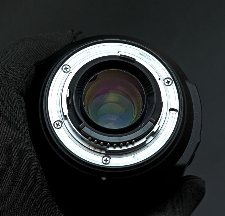 Zoom objektiv Nikon Nikkor AF-S 28-300mm f/3.5-5.6G ED VR