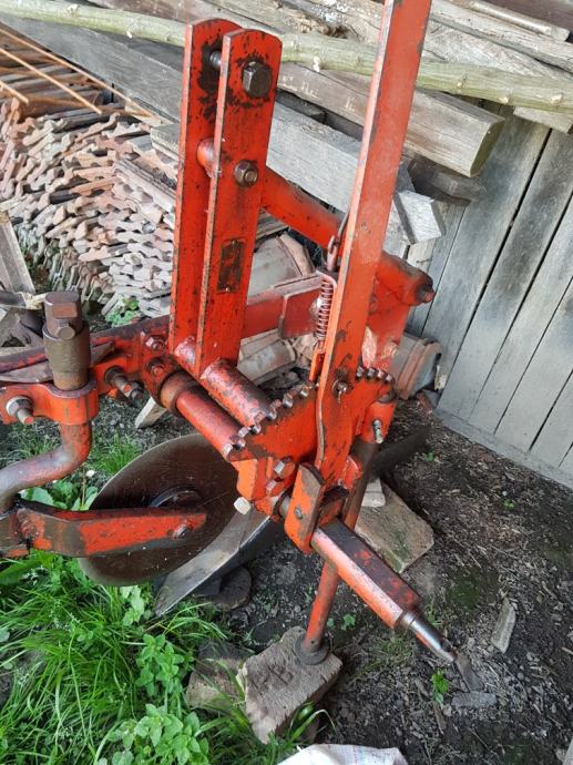 IMT jednobrazni plug 12 cola