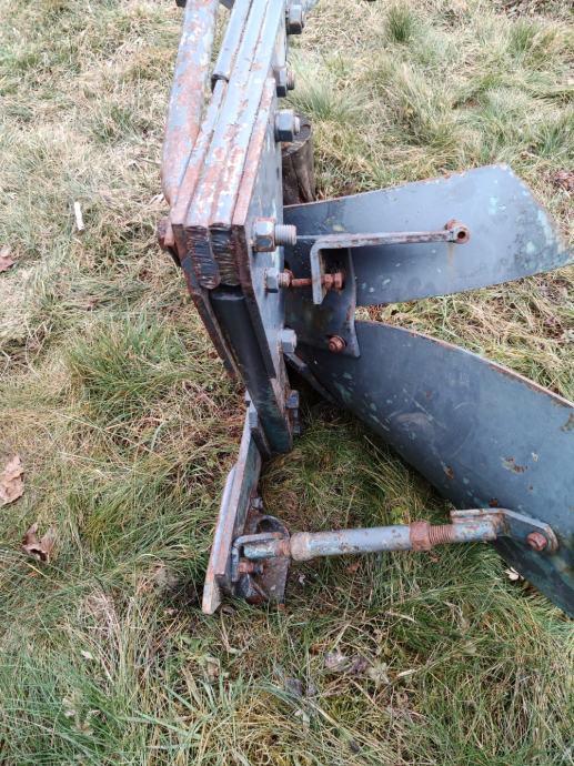 Jednobrazni plug 16 cola Lemid Leskovac