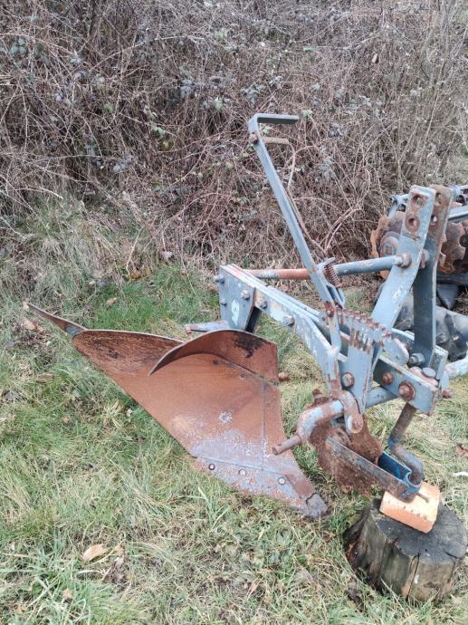 Jednobrazni plug 16 cola Lemid Leskovac