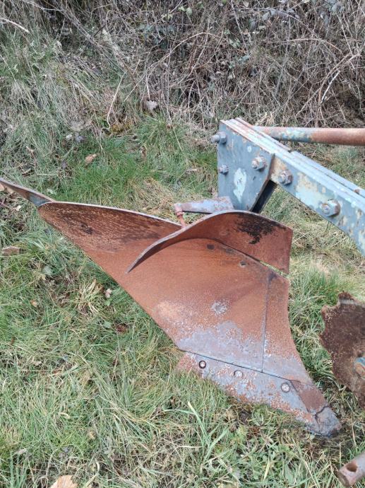 Jednobrazni plug 16 cola Lemid Leskovac