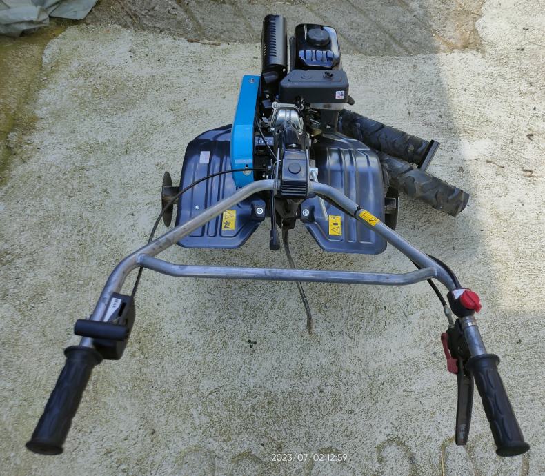 Motokultivator Bertolini 204 S, 5,7 KS s gumenim kotačima