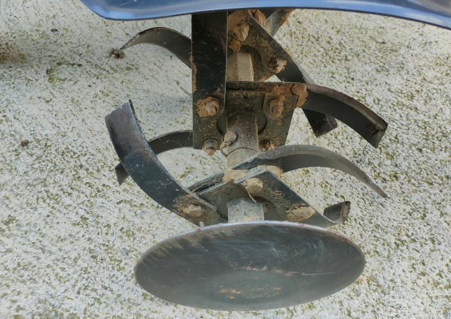 Motokultivator Bertolini 204 S, 5,7 KS s gumenim kotačima