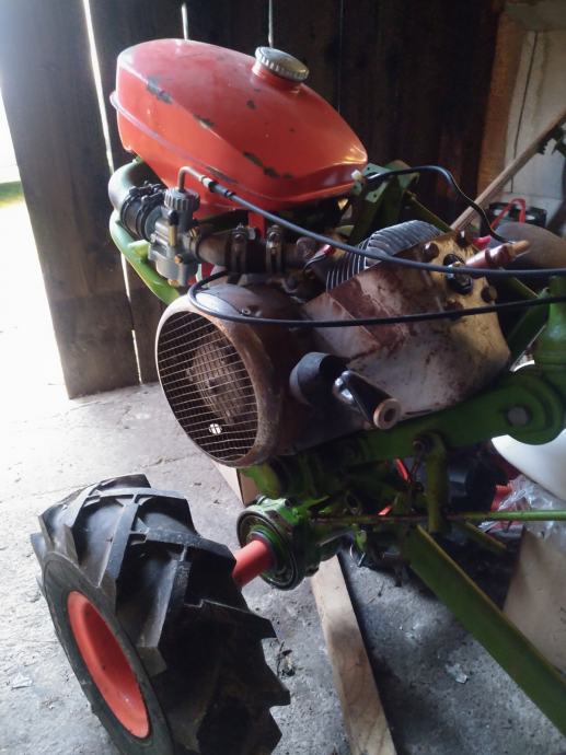 Motokultivator IMT 506 i prikolica