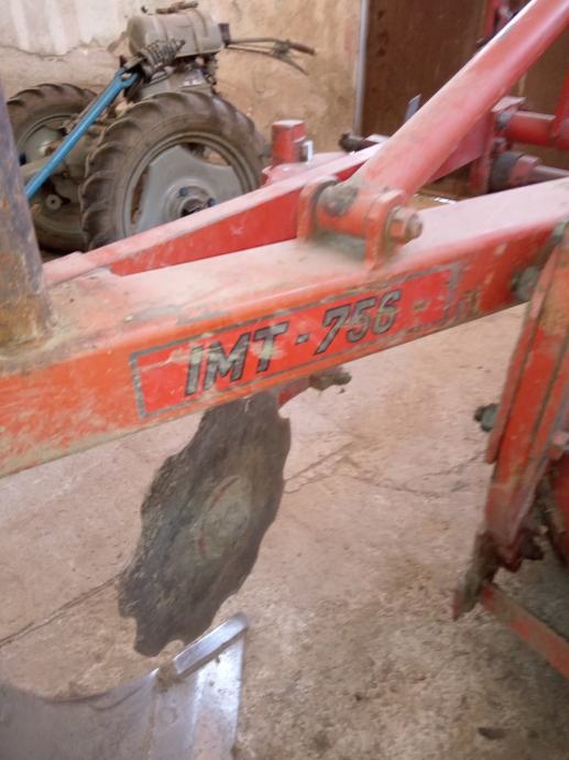 Plug dvobrazni IMT 756