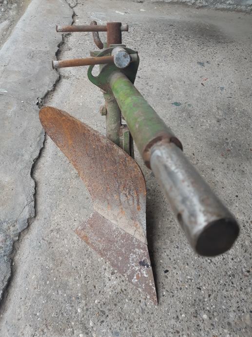 Plug za motokultivator IMT 506, 507 itd., ZG