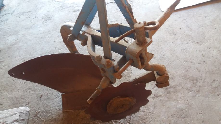 PLUG OLT JEDNOBRAZNI 14 COLA