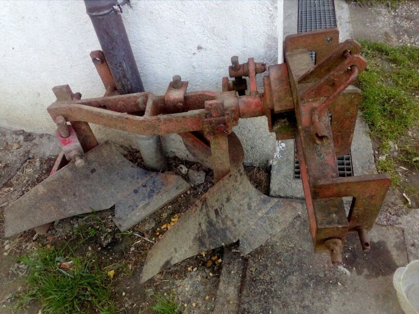 Plug za traktor Tomo Vinkovic 732