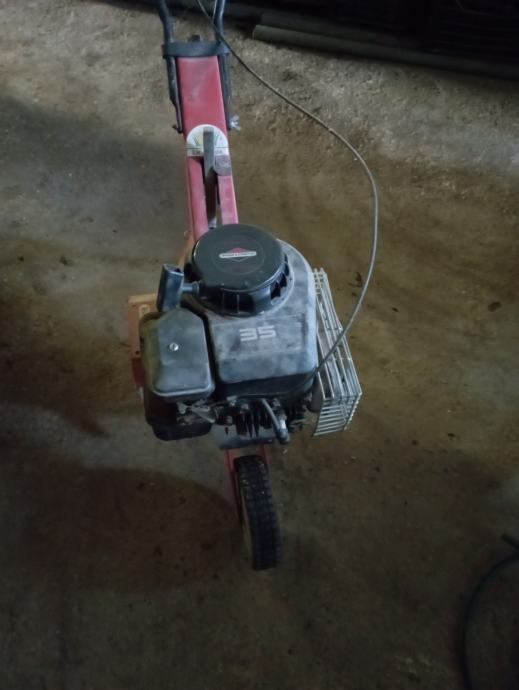 Ručna motorna freza