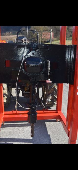 Stroj za bušenje bunara, rupa