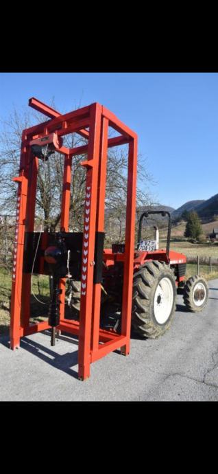 Stroj za bušenje bunara, rupa