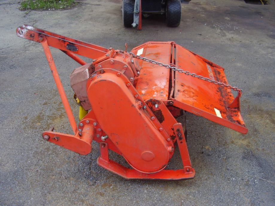 Traktorska freza IMT 619.1