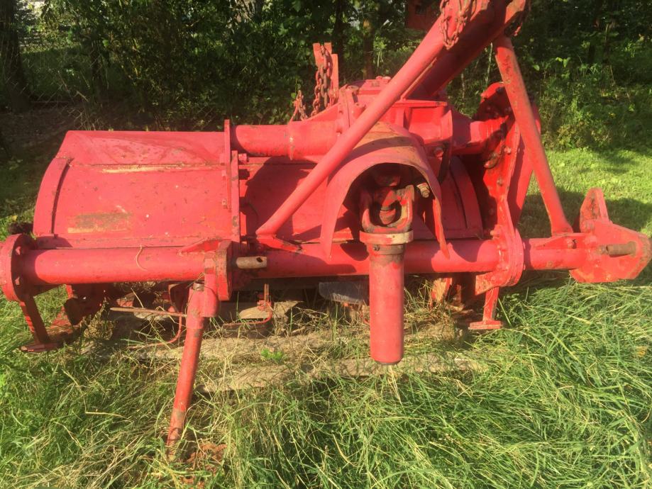 Traktorska freza IMT