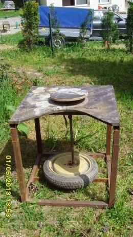 STOL ZA MODELIRANJE GLINE I SL.