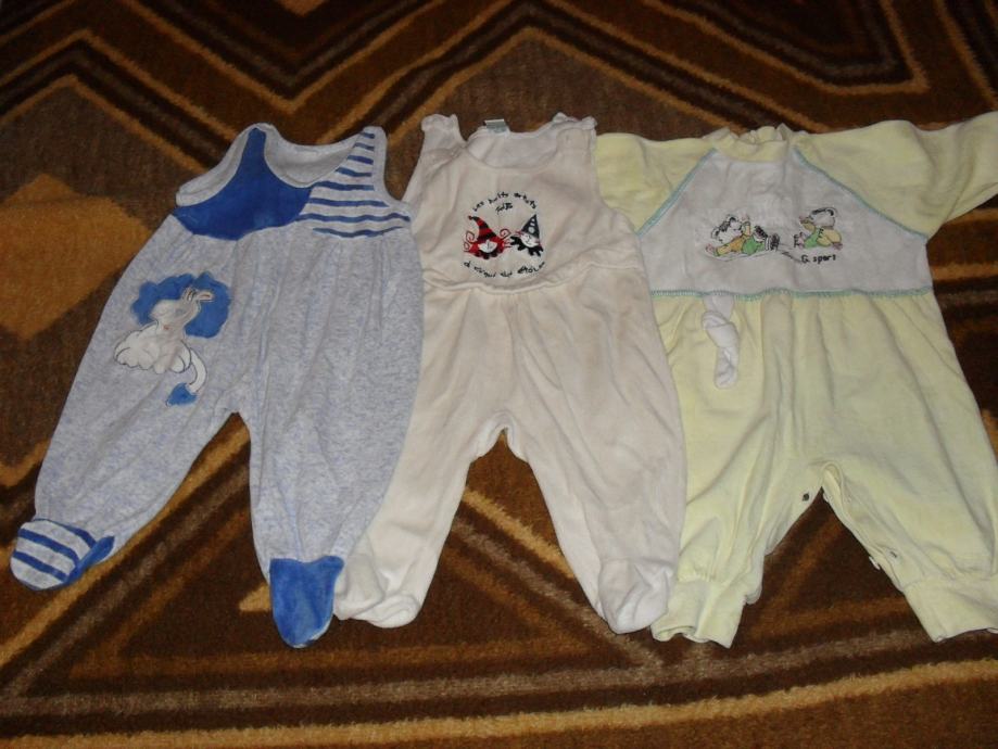 odjeća za bebe i novorođenče