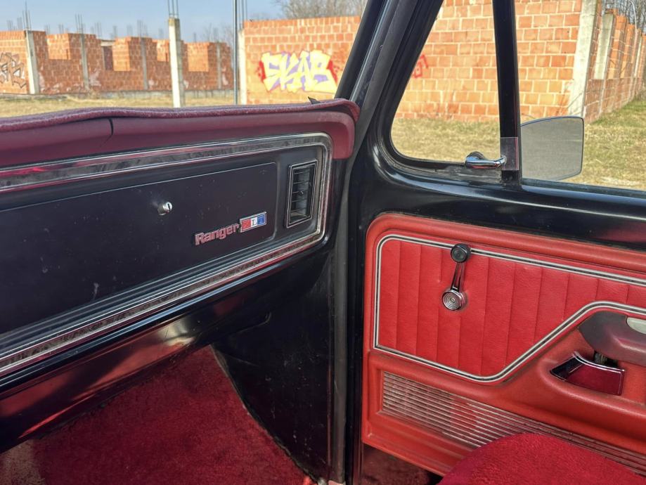 FORD F150 RANGER XLT PICK UP američki oldtimer, 6400 ccm, 1976. god