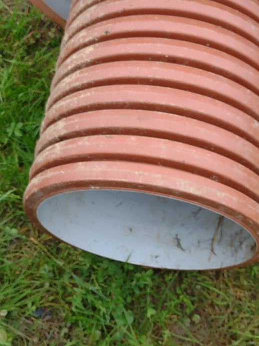 CIJEVI PLASTICNE-NOVE