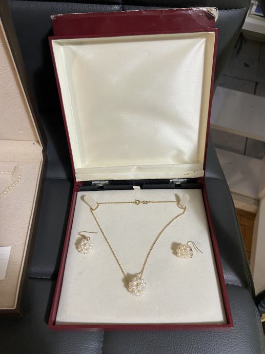 Biserne ogrlica Zlatarna Celje Biser Biseri