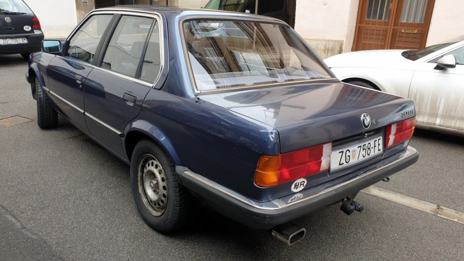 BMW 318i E30 kockica