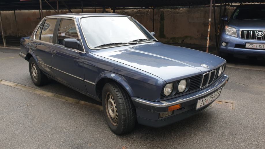 BMW 318i E30 kockica